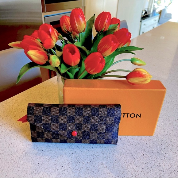 Louis Vuitton | Bags | Louis Vuitton Damier Walletsarah | Poshmark